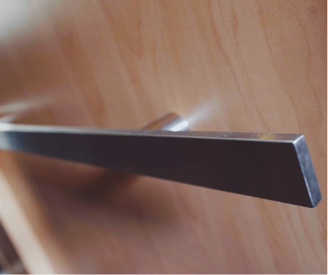 Cambridge Elevating Features and Finishes | Customization